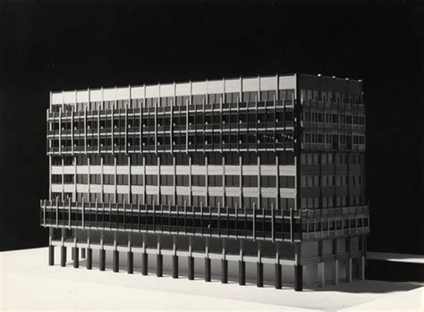 Figini E Pollini Edificio Per Abitazioni Di TÉchne