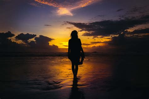 100 Sunset Girl Pictures