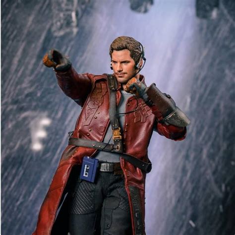 Hot Toys Mms 255 Guardians Of The Galaxy 1 6 Star Lord Walkman