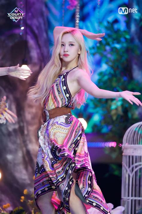 Twices Mina Recalls How Her Ballet Experience Helped And Hindered Her