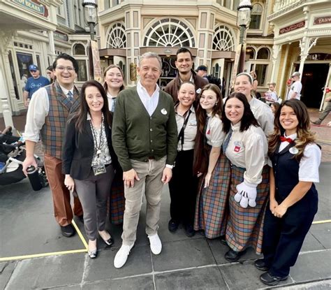 Ceo Bob Iger Shares He Is Inspired By Cast Members After Disney World