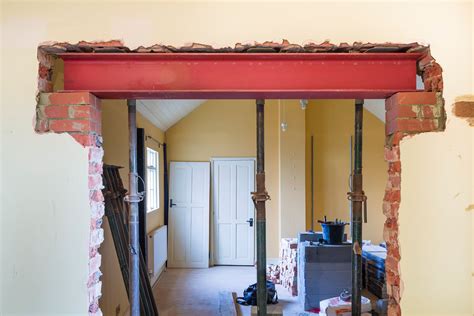 Load Bearing Walls How To Tell If A Wall Is Load Bearing Homebuilding