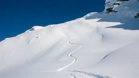 Eagle Pass Heli Skiing Powder Canada