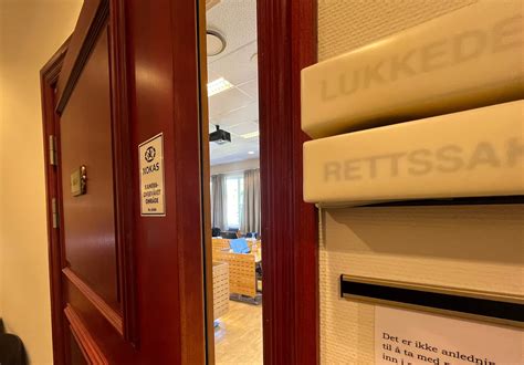 Misbruk Av Stilling Seksuell Omgang Med Mindreårig Ansatt Kvinne