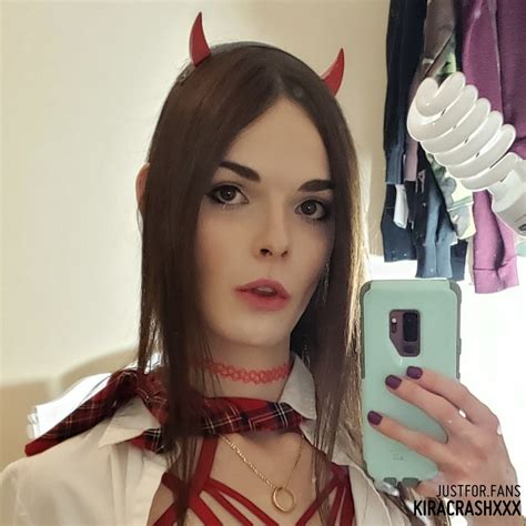 Kira Crash Justfor Fans