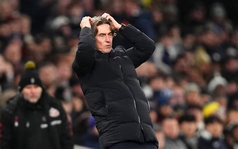 Tottenham Booed Off Again As Sunderland Deny Thomas Frank Morale