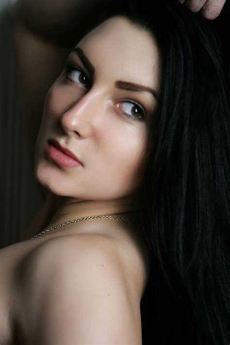 Diula In Lonely Night By The Life Erotic Erotic Beauties