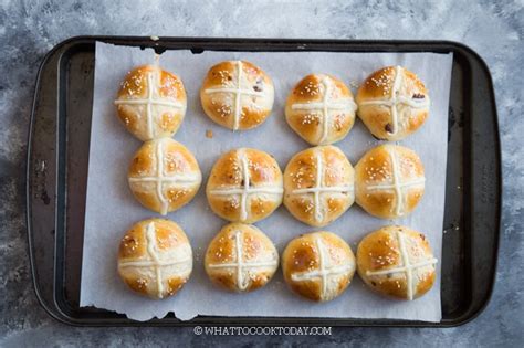 Tangzhong Chinese Sausage Buns Hong Kong Style