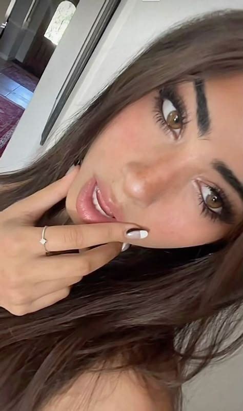 𝕞𝕒𝕘𝕘𝕚𝕖 X Maggie X Profile Pinterest