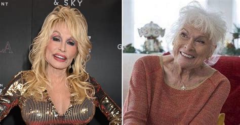Dolly Partons Former Co Star And Horror Icon Dies At 84