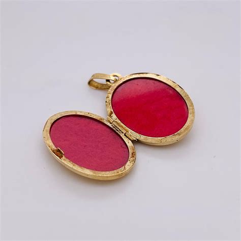 Gold Flower Locket Vintage Inspired 14 Karat Gold Floral Oval Engraved