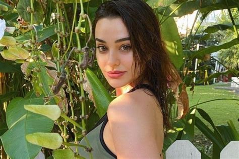 Kumpulan Artikel Tentang Menikah Dengan Bule Terbaru