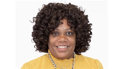 Meet The Candidate Zuki Ellis Community Reporter