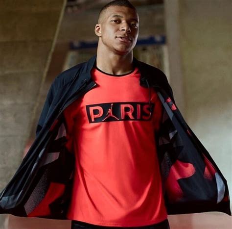 Pin By Sanny Santana On Paris Saint Germain Kylian Mbappé Football