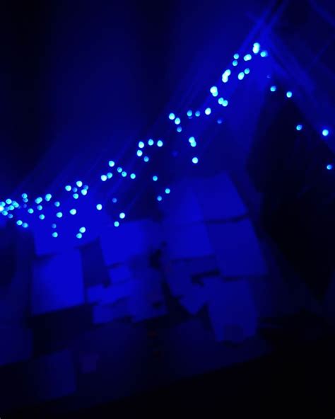 نجوم سماءي تلمع