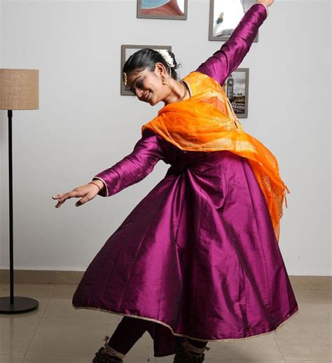 Gallery Classical Wings