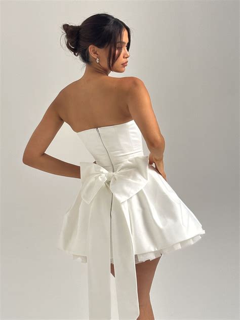 House Of Cb Bow Dress Graduation Dress With Bow Short White Dress With Bow Bow Detail