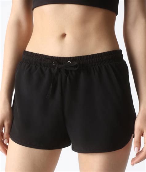 El Short Deportivo De Lefties Que Cuesta Solo 6 Euros