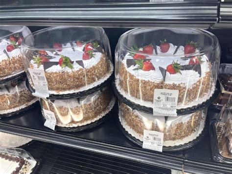 Best Seasonal Treats From Sams Club Bakery One To Skip
