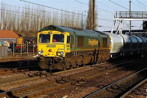 C3 6x4 Glossy Photo Freightliner Class 66 66952 Doncaster £100