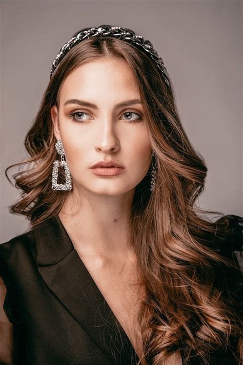 Picture Of Julia Kellner