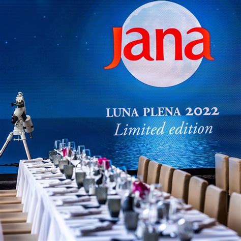 “ИЗМАМА И СРАМОТА“ Јана продава вода „која ги впива нашите мисли и намери“ Проверено