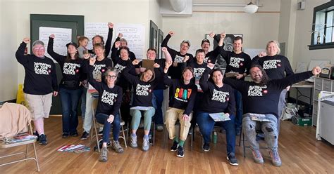 3 000 Surjers In Action Surj