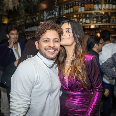 Divya Agarwal Poonam Pandey Esha Gupta And Others Partied Like There