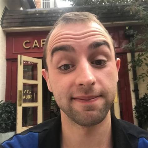 Dylan28 Dylan27091996 • Threads Say More