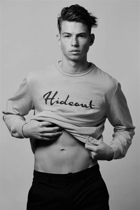 Daniel Marziko By Moshe Aron Vanity Teen 虚荣青年 Lifestyle And New Faces