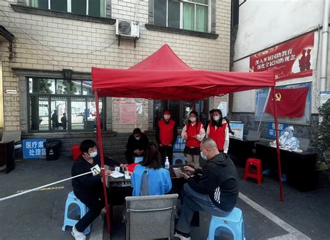 上栗县：组建 党员突击队”助力疫情防控防疫保障市场