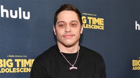 Pete Davidson Cant Quit 1 Drug Amid Addiction Struggles In Touch