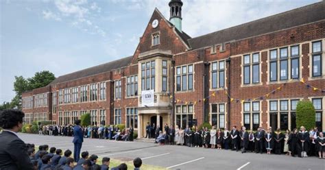 Queen Elizabeths School Barnet 11 Plus 11 Exam Key Details 2024