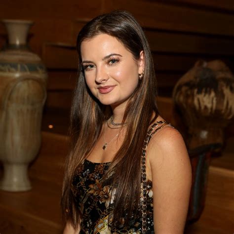 Brooke Hyland Piramide Foto Dance Moms Mackenzie Jumps On Brooke