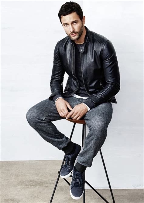 Noah Mills Louisa Models