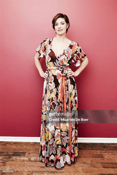 Actor Bianca Kajlich From Nbcs Undateable Poses In The Getty Photo Dactualité Getty Images