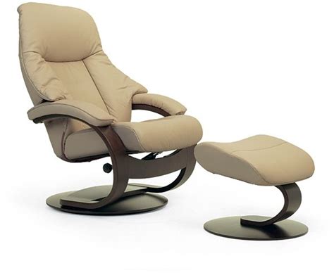 Fjords® Classic Comfort Alfa 510 C Base Sandel Small Recliner With