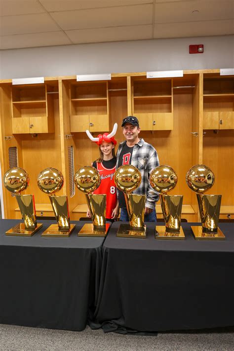 Chicago Bulls Championship Trophies Chicago Bulls Replica