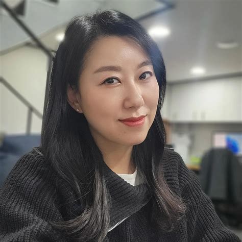 김미선 푸르덴셜 생존신고오랫만 아무도없는틈을타서 셀카후다닥 꽃피는 봄에 마지막 피드