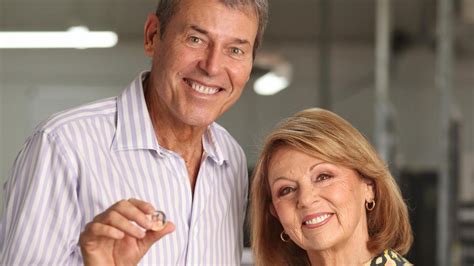 Perth Mint Medallions Mark 40 Year Milestone Of 7news Stars Susannah