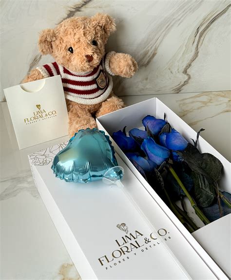 Caja 6 Rosas Azules Osito Teddy Regalo Día Del Novio Flores Azules
