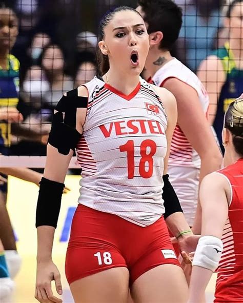 Modest Toe R Cameltoez