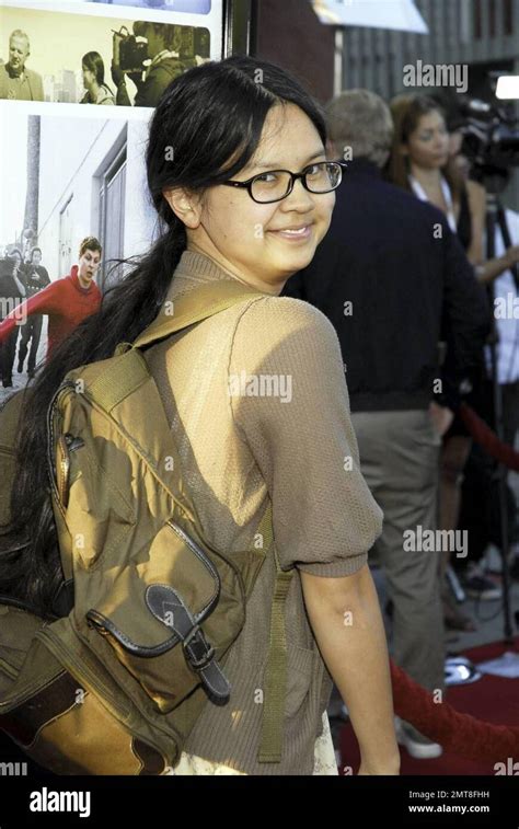 Charlyne Yi Attends The Premiere Of Paper Heart In Los Angeles Ca 7