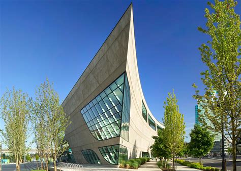 Bing Thom Builds Curved Concrete Library In British Columbia
