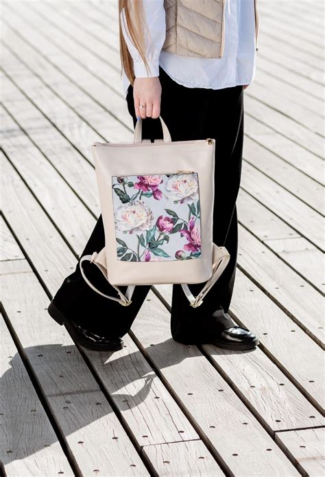 Pradinis Sominta Natūralios Bei Dirbtinės Odos Rankinės Ir Kuprinės