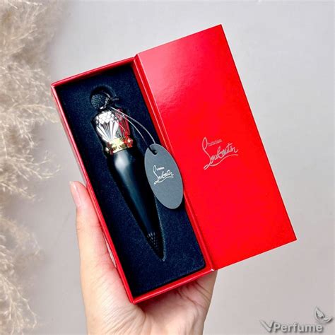 Son Christian Louboutin 001m Rouge Louboutin Màu Đỏ Cổ Điển Vperfume
