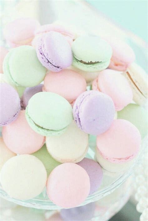 100 Pastel Rainbow Backgrounds