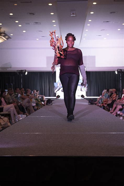 Female Model Glenda Focus International Hawaii