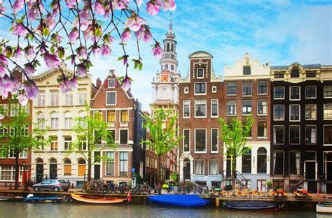 Medieval Houses Of Amsterdam Netherlands Stock Image Image Of Architectural Bycicles 140231811