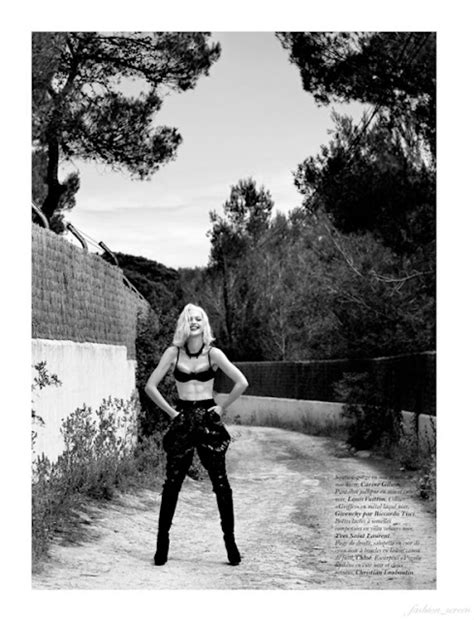 Alice Otterloop Sasha Pivovarova Gets Naked For Vogue